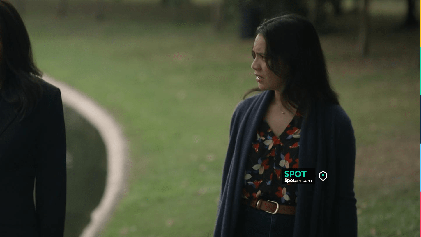 Club Monaco Cristina Cashmere Cardigan worn by Rose Larkin (Luciane ...