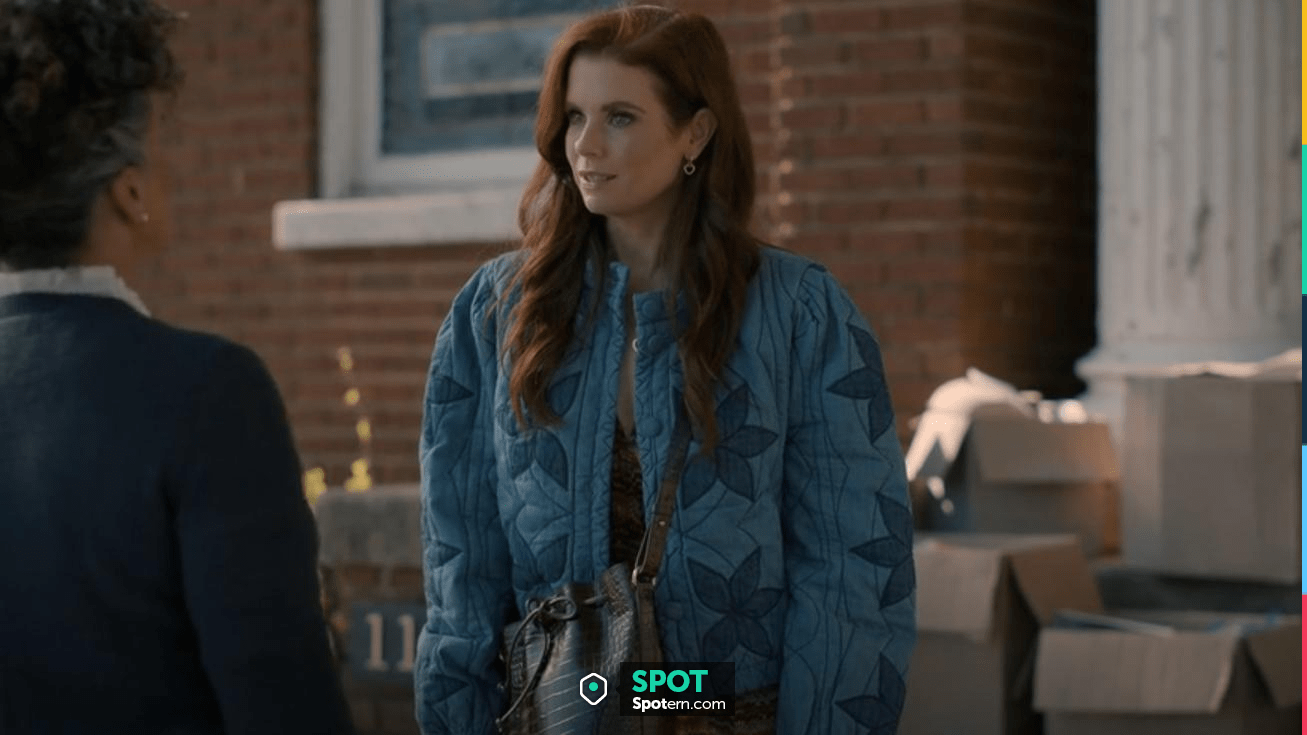 Sezane Farrow Mini Bag worn by Maddie Townsend (JoAnna Garcia) as seen ...