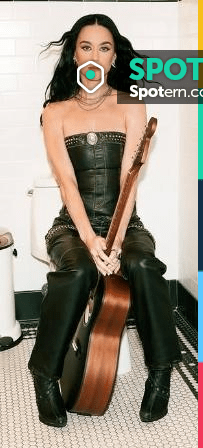 Rainbow K Earring Horn Full Diamonds worn by Katy Perry on her ...