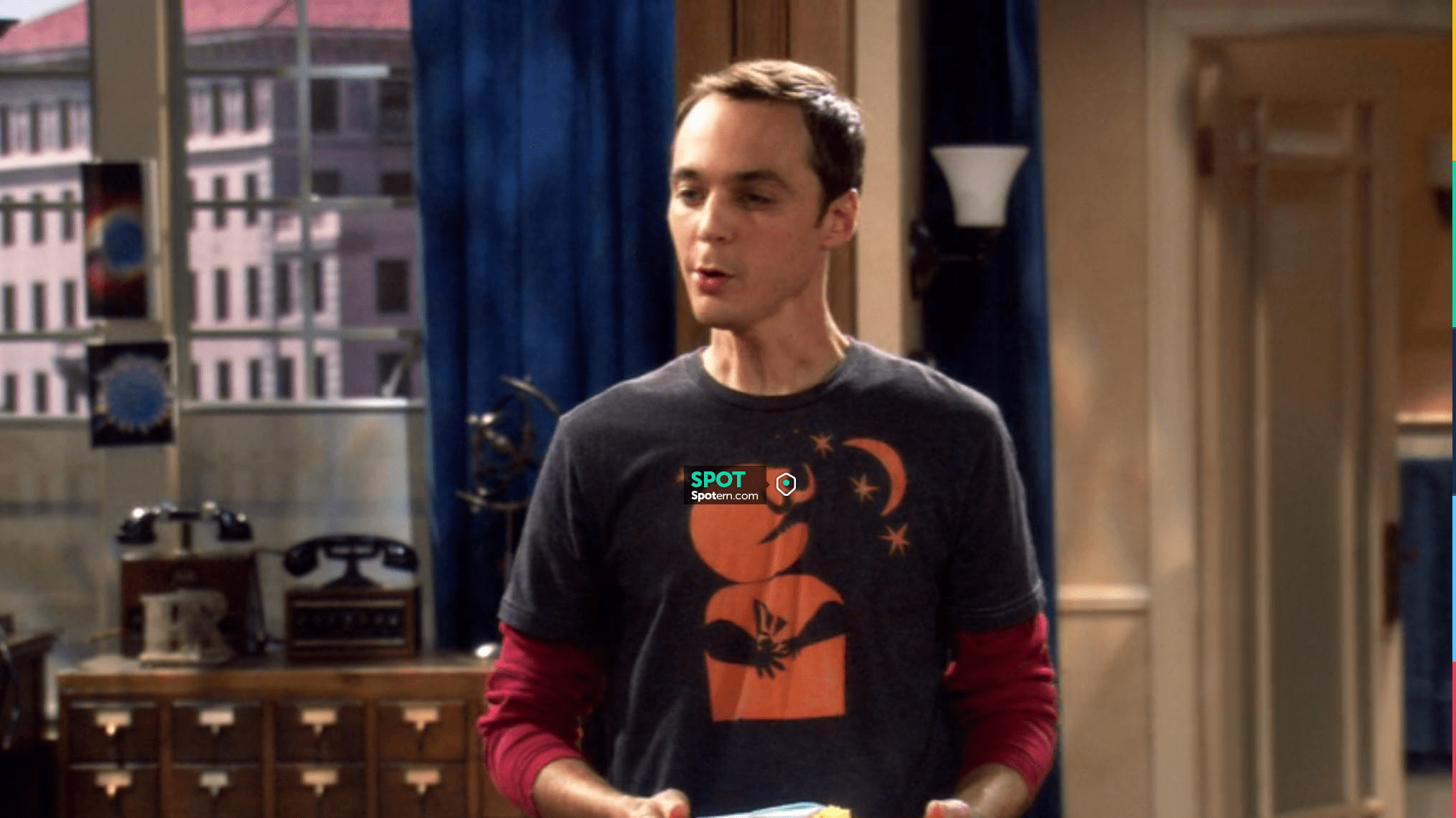 Goodnight Moon Stars Tee of Sheldon Cooper (Jim Parsons) in The Big ...