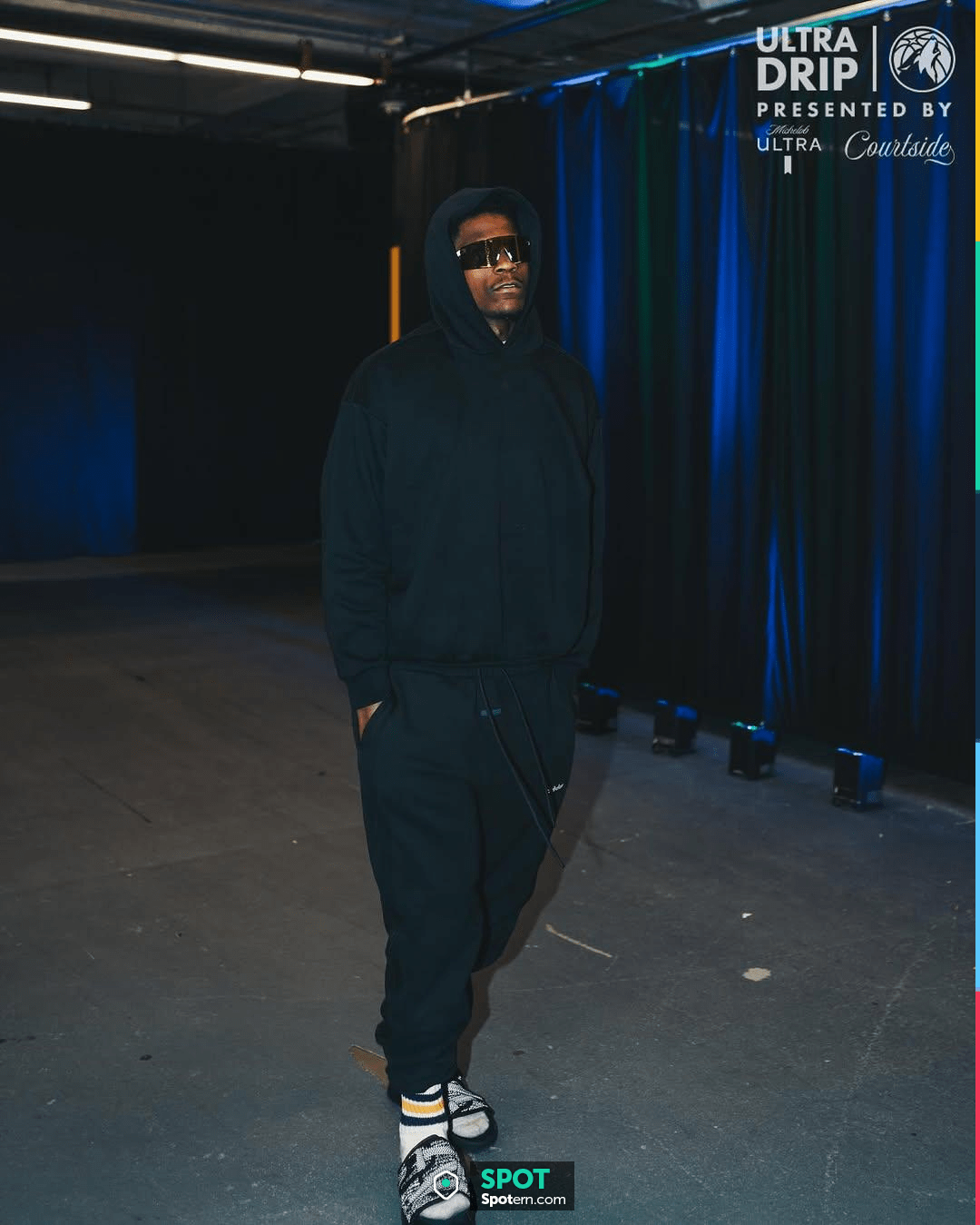 Draco Black Reflective Thunder Slides worn by Anthony Edwards on the ...