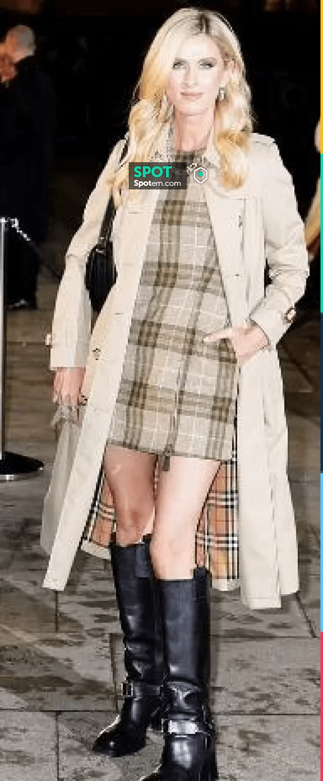 Tiffany & Co. Link Necklace worn by Nicky Hilton Rothschild at Burberry ...