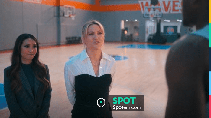 Staud Hazel Top worn by Isla Gordon (Kate Hudson) as seen in Running ...