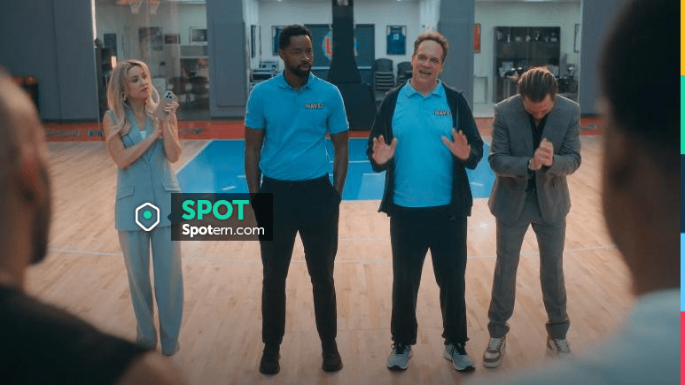 Favorite Daughter The Nadine Two-Button Blazer Vest worn by Isla Gordon ...