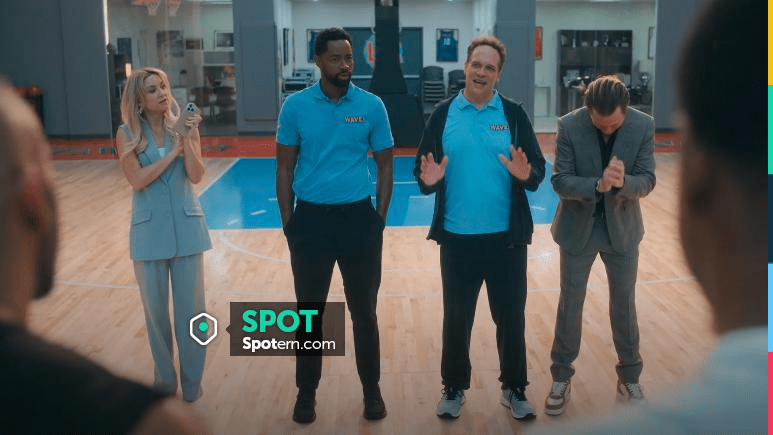 Favorite Daughter Grey Trousers worn by Isla Gordon (Kate Hudson) as ...