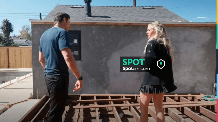 Alo Yoga Tennis Club Sweater Cardigan en tricot porté par Heather Rae ...