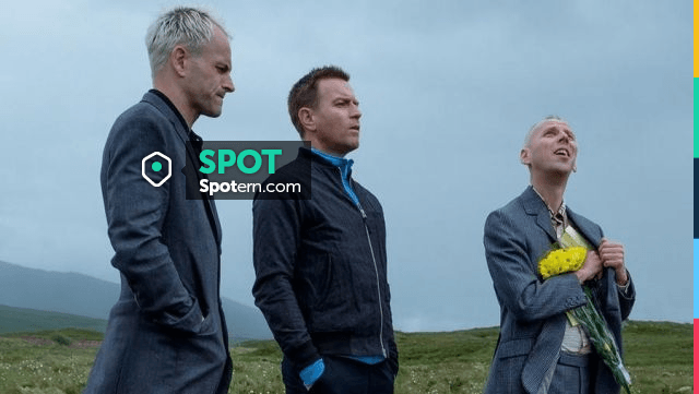 The trench coat blue of Sick Boy (Jonny Lee Miller) in T2 ...