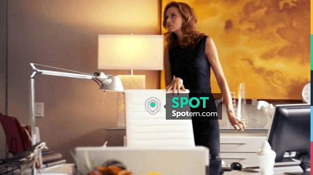 The office chair used by Sara Ellis (Hilarie Burton) in the very ...