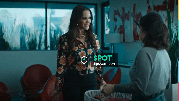 Chelsea & Violet Cora Floral Print Blouse worn by Birdie (Melissa ...