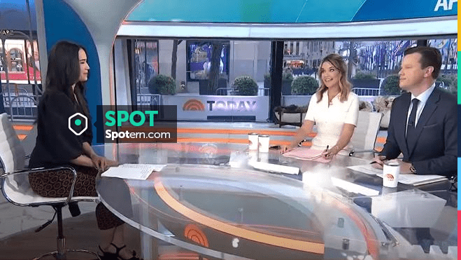 Dolan Balloon Sleeve Blazer worn by Emilie Ikeda as seen in Today on ...