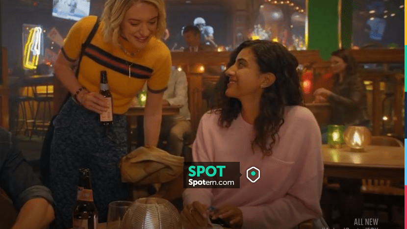 Banana Republic Caro Oversized Lightweight Cashmer worn by Emily Price ...