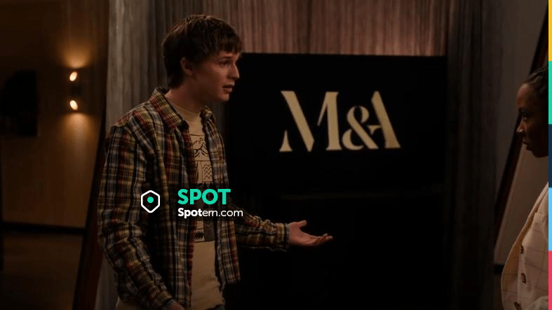 BDG Cropped Flannel Shirt worn by Jamie Reed (Parker Daniel Queenan) as ...