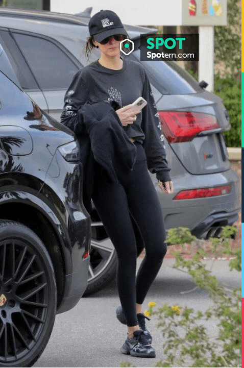 Ymc x Bridges & Brows Yuley Sunglasses worn by Dakota Johnson in Malibu ...