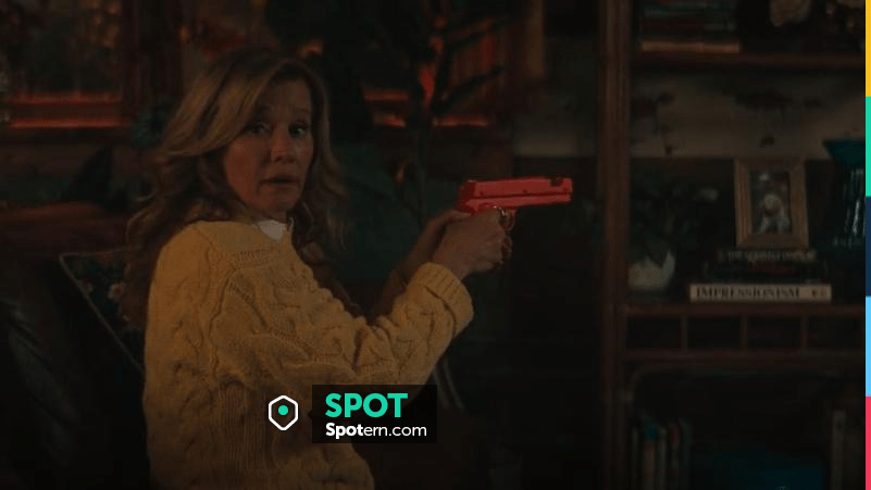 Re/Done Cable-Knit Cotton-Blend Sweater worn by Patty (Nancy Travis) as ...