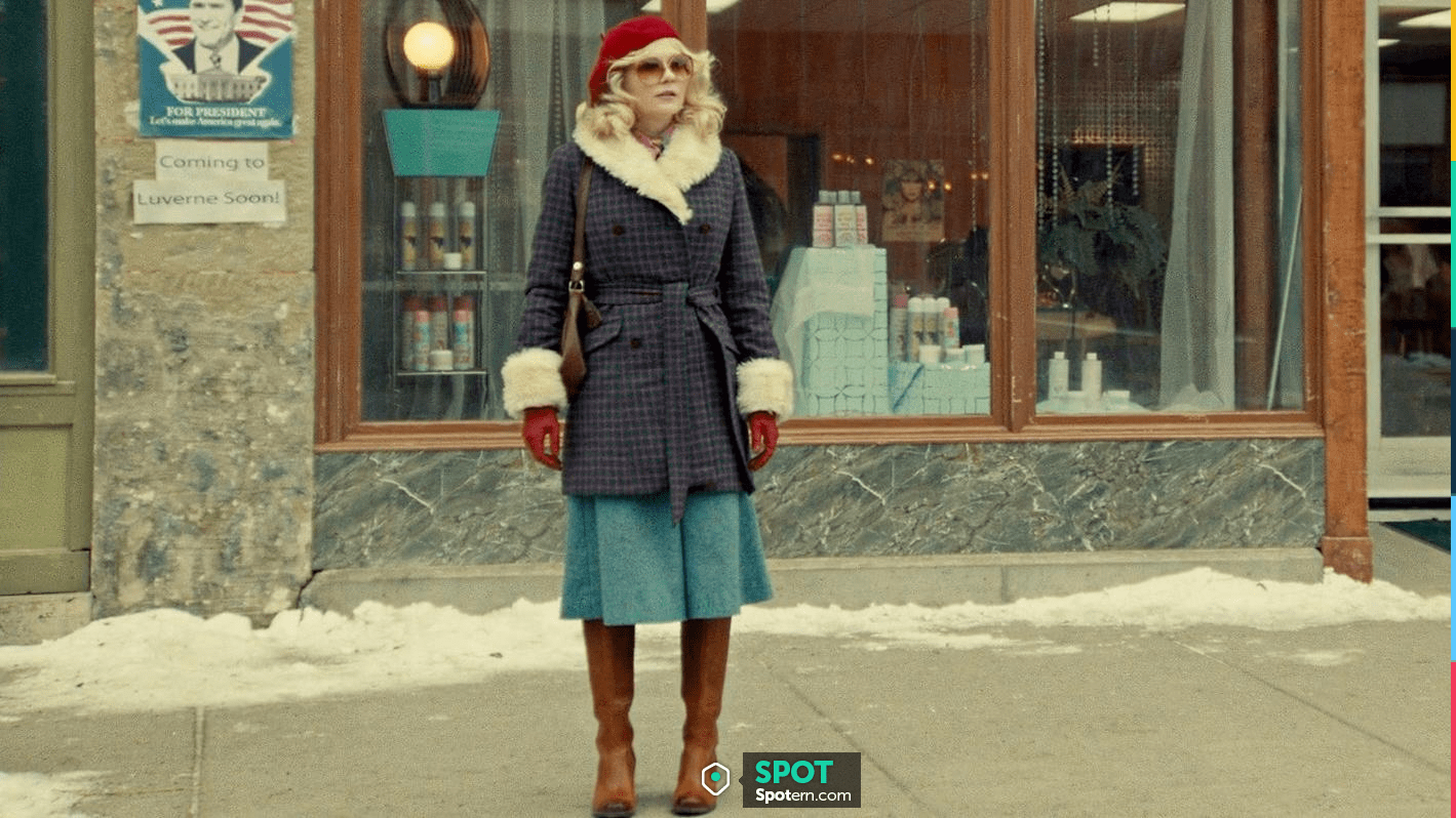 Clarks Mission Brynn Heeled Boots worn by Peggy Blumquist (Kirsten ...