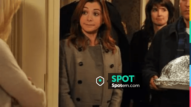 Coat of Lily Aldrin (Alyson Hannigan) in How I Met Your Mother (S06E10 ...