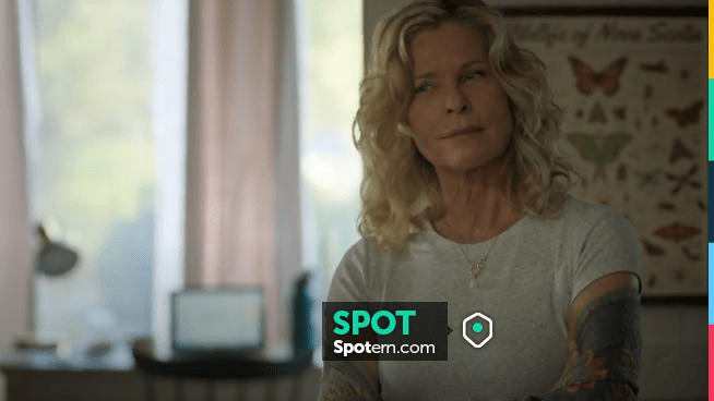 Eterne Baby Tee worn by Lynda Boyd (Phoebe Lancaster) as seen in ...