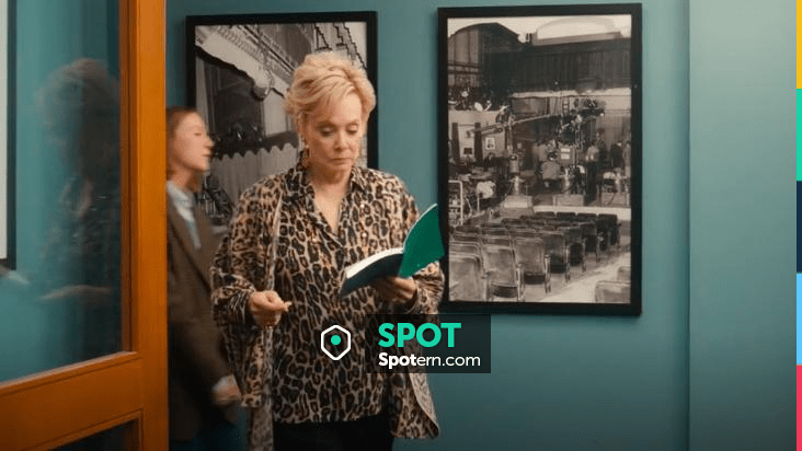 Theory Women's Straight Shirt worn by Deborah Vance (Jean Smart) as ...