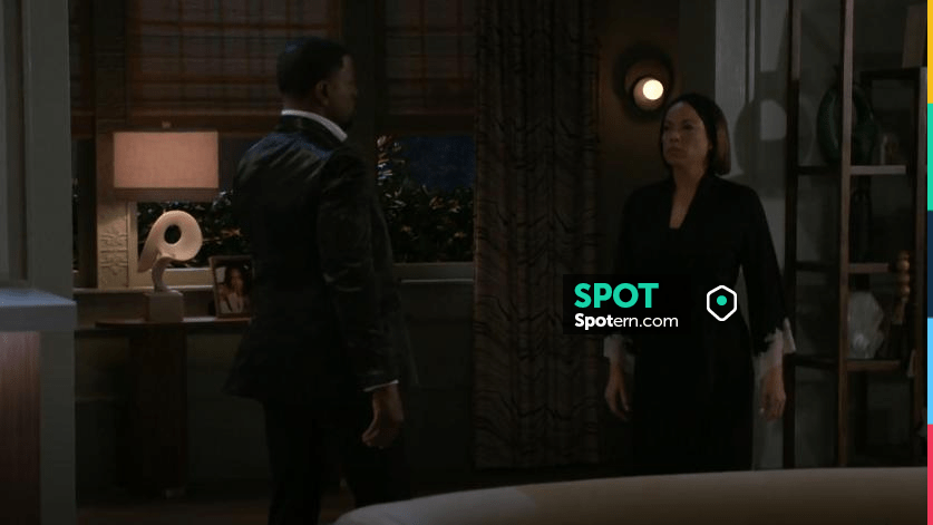 Natori Luxe Shangri-La Robe worn by Dani Dupree (Karla Cheatham Mosley ...