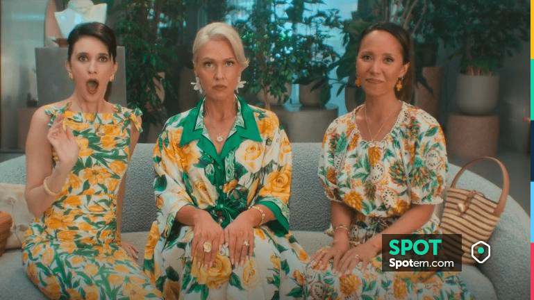 Bolso de hombro Cult Gaia Freedie Woven Basket usado por Astrid (Emily ...