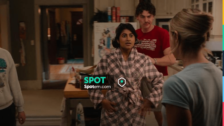 Victoria’s Secret Pink Plaid Cozy Belted Robe worn by Issa (Amita Rao ...