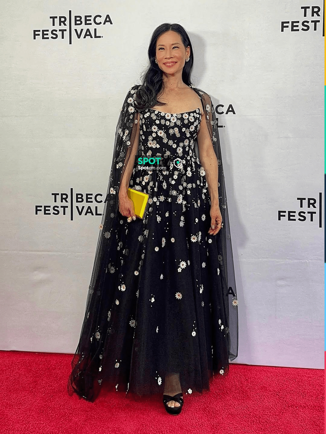 Monique Lhuillier Daisy Embroidered Tulle Dress worn by Lucy Liu at ...