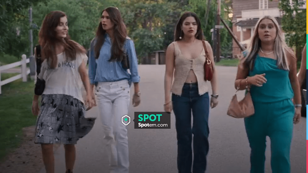 Liquorish White Skinny Jeans With Three Button Pockets worn by Klara Rapp (Tindra Monsen) as ...