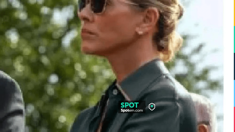 The Waterfront S01 Belle Buckley Blusa de Mae Buckley (Maria Bello) en ...