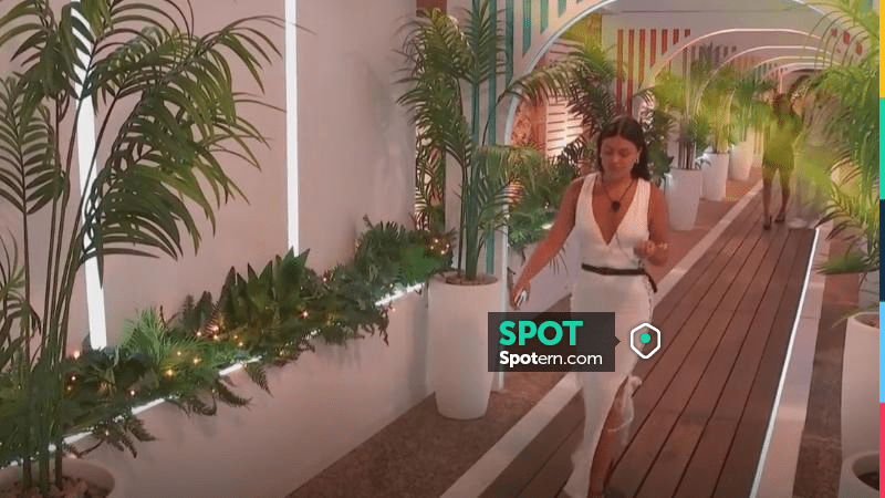 I Am Gia Maiya Dress In White worn by Emma Munro as seen in Love Island ...
