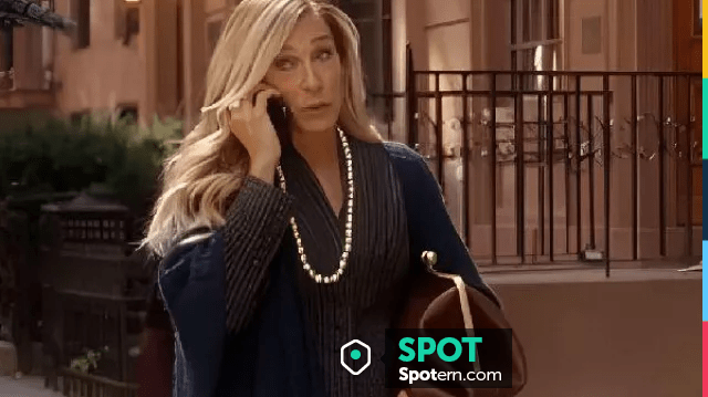 Et tout comme cette jupe longue en jean Carrie Bradshaw de Carrie ...