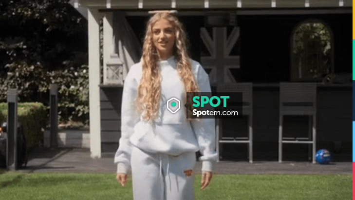 White Fox Offstage Hoodie Alloy Grey worn by Princess Andre as seen in ...