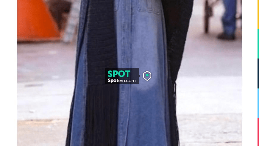 Jupe longue en jean de Carrie Bradshaw (Sarah Jessica Parker) comme on ...