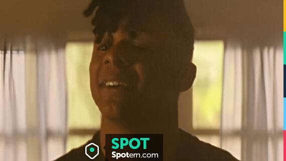 The Runarounds Punch Tank Top worn by Zendé (Alejandro Zendejas) as ...