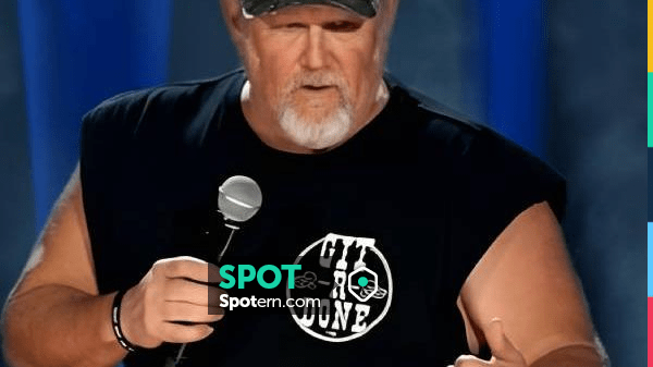 Larry the Cable Guy 2025 It’s a Gift Tank Top | Spotern