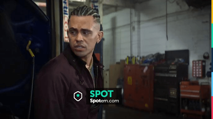 Barbour Transport Men's Wax Jacket worn by Ashley "Ash" Dennings (Aaron ...