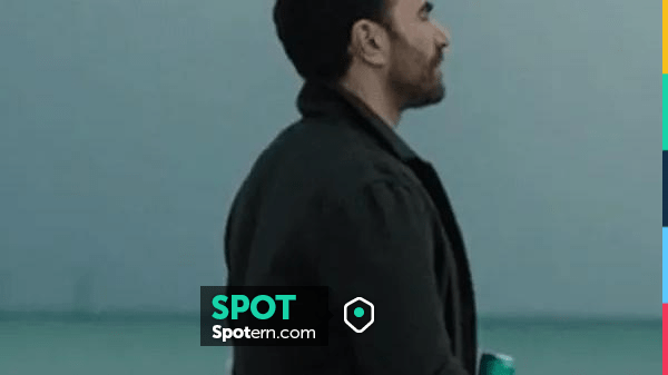 All of You 2025 Brett Goldstein Veste noire de Simon (Brett Goldstein) dans All of You | Spotern