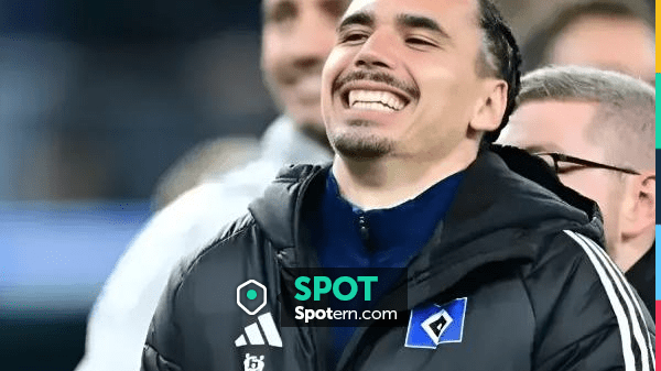 Bundesliga 2025 Rayan Philippe Chaqueta Acolchada Negra en EL PRIMER ...