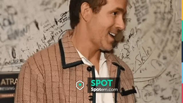 Chicago Theatre 2025 Ryan Reynolds Jacket | Spotern