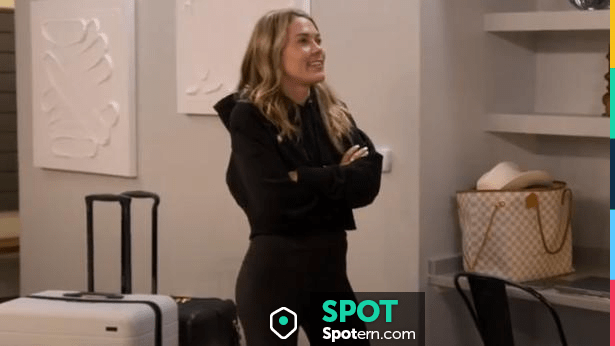 Lululemon Align High-Rise Pant 25" worn by Megan Walerius as seen in ...