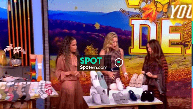 Cara Cara Brice Belted Plaid Knit Midi Dress worn by Sara Haines as ...