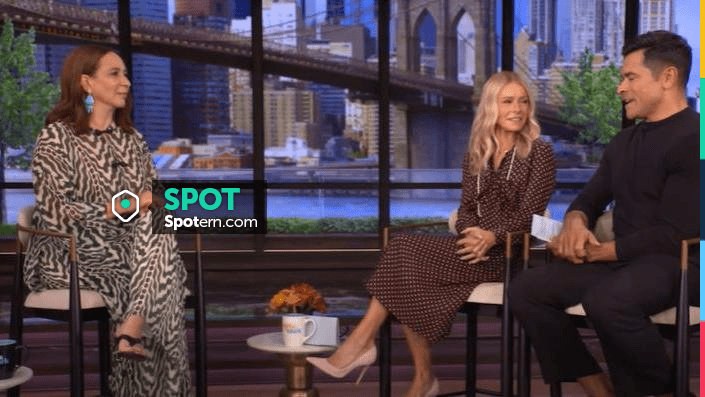 Bode Serpentine Kaftan worn by Maya Rudolph as seen in LIVE with Kelly ...