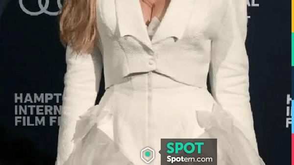 White Blazer worn by Sydney Sweeney in Sydney Sweeney Tears Up at ...
