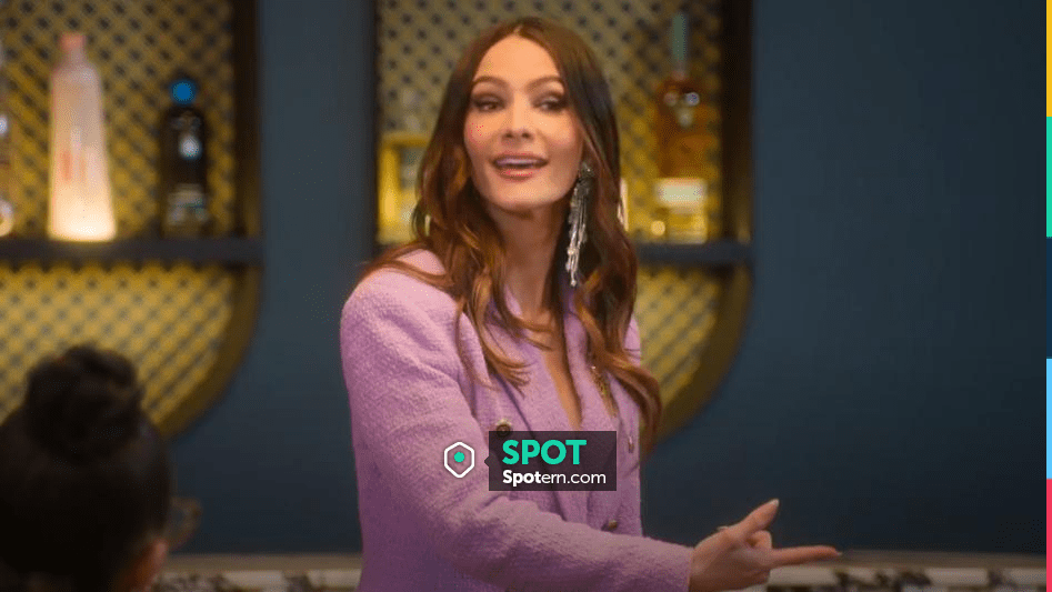 Zara Double Breasted Blazer worn by Sandra Vergara as seen in Selling ...