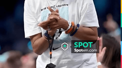 Chemise blanche portée par Spike Lee lors des playoffs de la WNBA ...