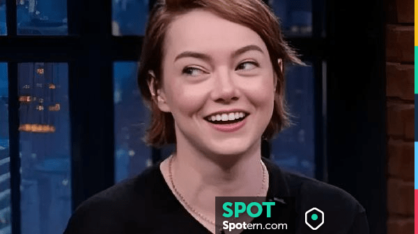 Emma Stone Late Night with Seth Meyers Sweat-shirt noir porté par Emma ...