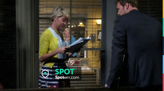 The skirt of Riley Perrin in Baby Daddy S04E04 | Spotern