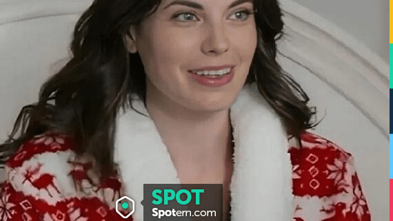 Robe worn by Beatrice Thompson (Meghan Ory) as seen in Believe in ...