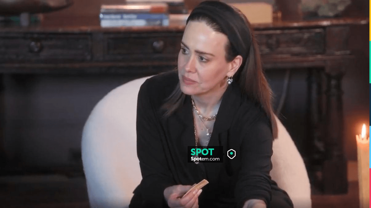 Skims Soft Lounge Sleep Set worn by Sarah Paulson as seen in The ...