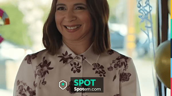 Loot S03 Molly Novak Floral Blouse worn by Molly Novak (Maya Rudolph ...