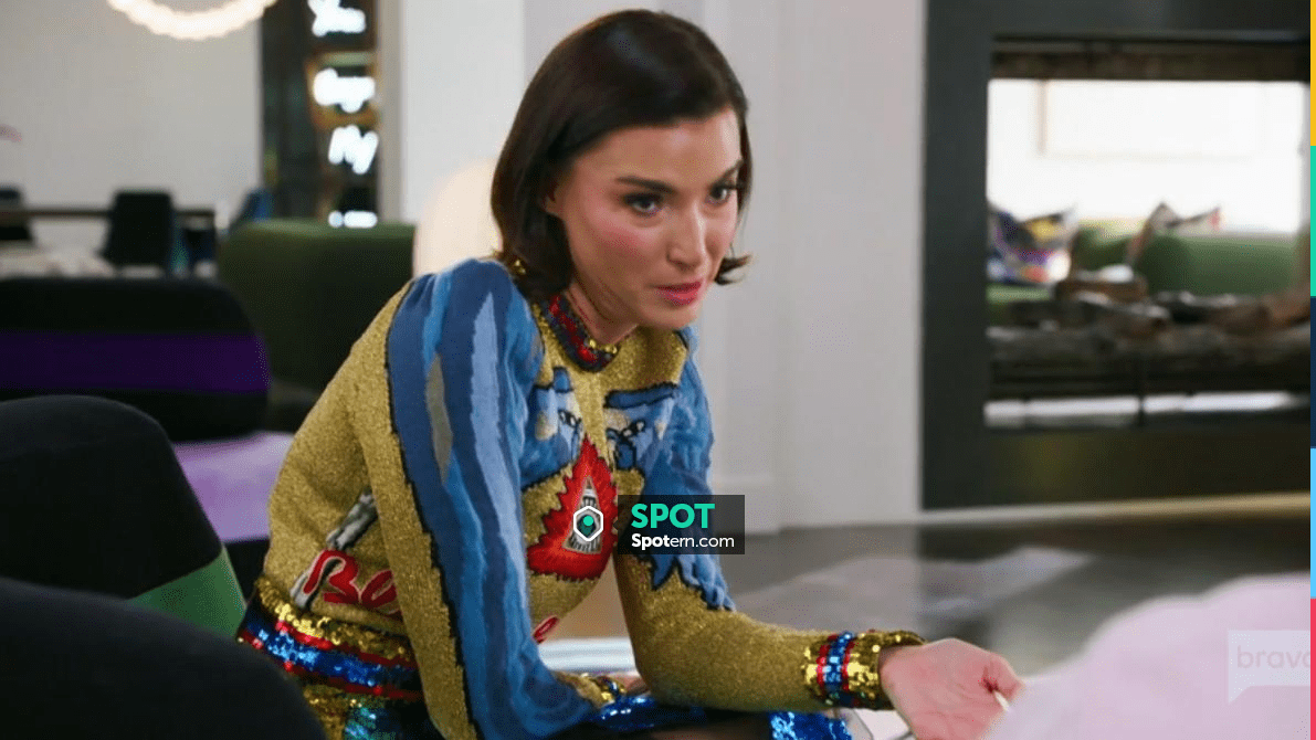 Gucci 2016 Parrot Intarsia Blind for Love Sweater worn by Bronwyn ...